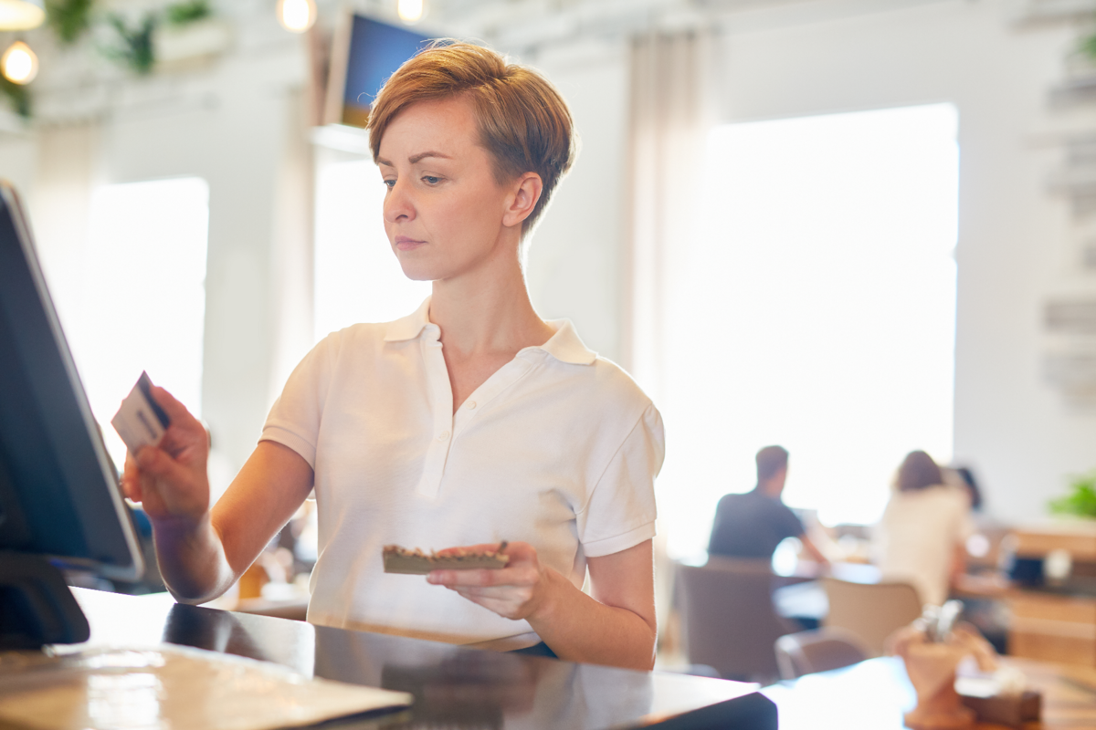 Three Effective Ways to Reduce Your Customers’ Wait Times with mPOS