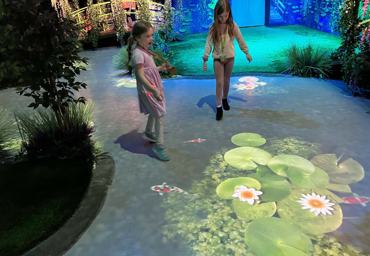 Show Me the Monet: My Daughter and Her Friends Loved This Immersive ...